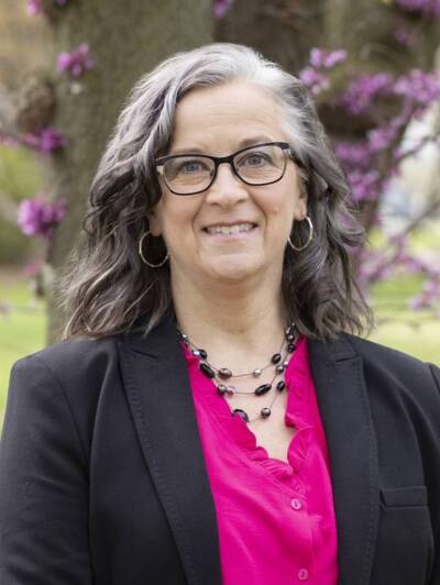 Julie Engle - Hershey - Berkshire Hathaway HomeServices Homesale Realty